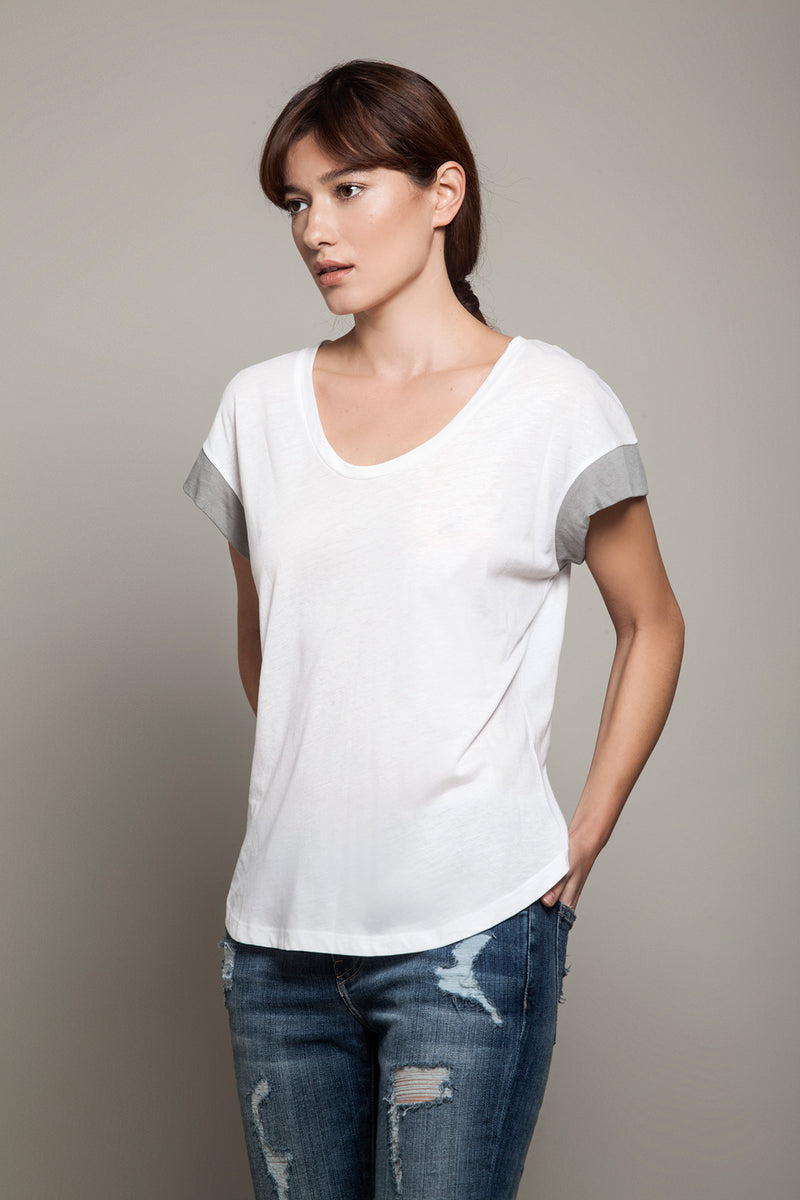 OUTLET – EIGHT TEES